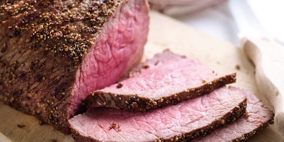 Rosbief met peper en mosterdroomsaus