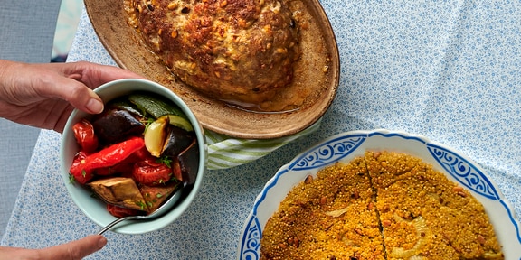 Pain de viande, ratatouille et galette de quinoa